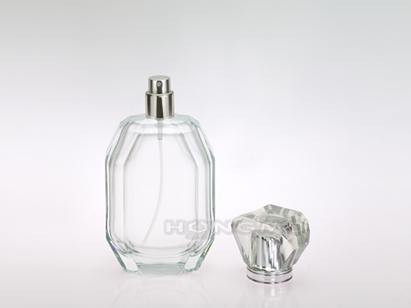 100ml Diamond Shape glass perfume bottle with silver spray and acrylic ...